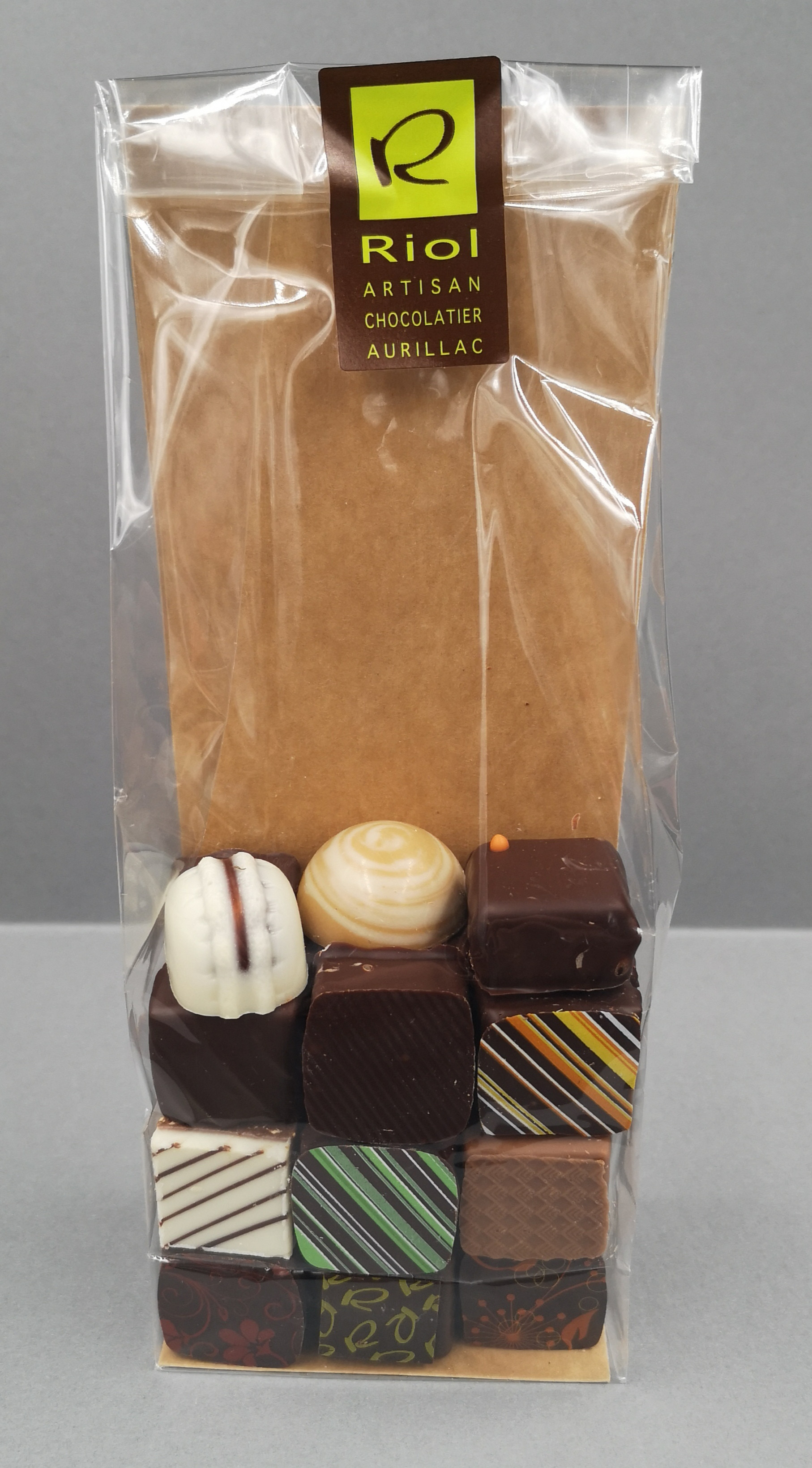 Sachet chocolats 300g de la Confiserie Riol à Aurillac – confiserieriol.com